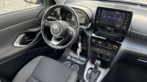 Grey Toyota Yaris Cross 2024 in Marijampole, with an engine capacity of 1.49 L and mileage of 26 thousand km for 19990 €, photo 21 on AUTOMOTO.COM.LV