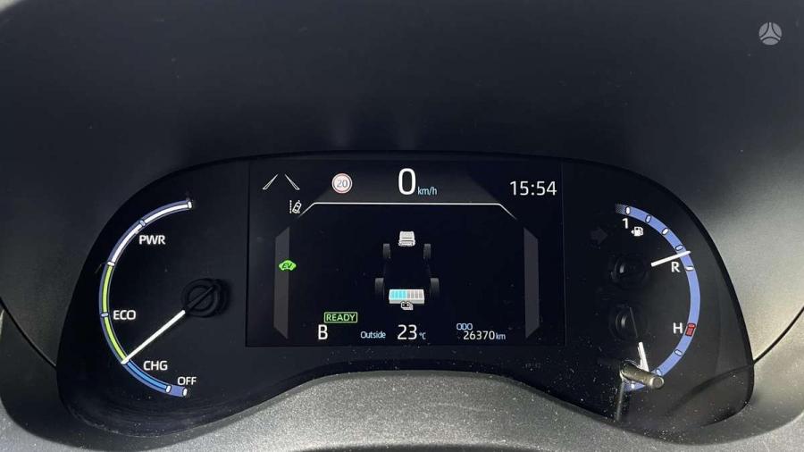 Grey Toyota Yaris Cross 2024 in Marijampole, with an engine capacity of 1.49 L and mileage of 26 thousand km for 19990 €, photo 34 on AUTOMOTO.COM.LV