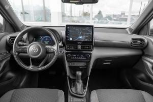 Pelēks Toyota Yaris Cross 2024 Viļņa, ar dzinēja tilpumu 1.49 L un nobraukumu 55 tūkst. km par 23950 €, foto 16 vietnē AUTOMOTO.COM.LV