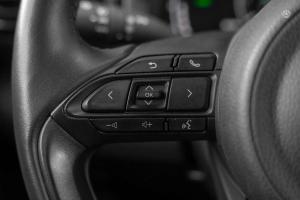 Pelēks Toyota Yaris Cross 2024 Viļņa, ar dzinēja tilpumu 1.49 L un nobraukumu 55 tūkst. km par 23950 €, foto 21 vietnē AUTOMOTO.COM.LV