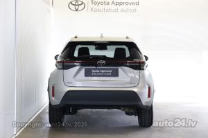 Серый Тойота Yaris Cross 2025 в Таллин, объемом двигателя 1.49 л и пробегом 26 тыс. км за 24500 €, фото 5 на AUTOMOTO.COM.LV