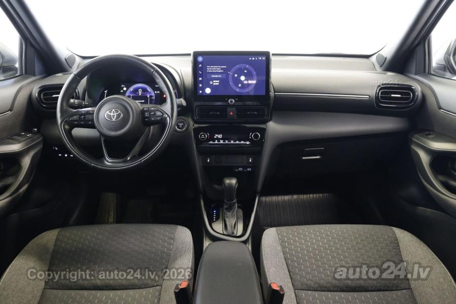 Серый Тойота Yaris Cross 2025 в Таллин, объемом двигателя 1.49 л и пробегом 26 тыс. км за 24500 €, фото 9 на AUTOMOTO.COM.LV