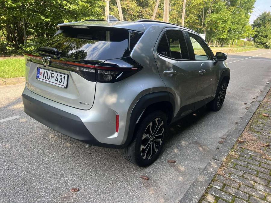 Серый Тойота Yaris Cross 2025 в Каунас, объемом двигателя 1.50 л и пробегом 16 тыс. км за 21000 €, фото 8 на AUTOMOTO.COM.LV