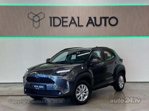 Pelēks Toyota Yaris Cross 2025 Tallina, ar dzinēja tilpumu 1.50 L un nobraukumu 19 tūkst. km par 23990 €, foto 1 vietnē AUTOMOTO.COM.LV