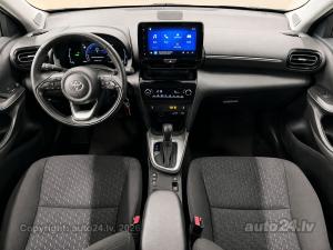 Серый Тойота Yaris Cross 2025 в Таллин, объемом двигателя 1.50 л и пробегом 19 тыс. км за 23990 €, фото 9 на AUTOMOTO.COM.LV