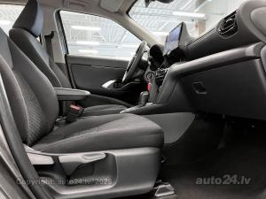 Серый Тойота Yaris Cross 2025 в Таллин, объемом двигателя 1.50 л и пробегом 19 тыс. км за 23990 €, фото 11 на AUTOMOTO.COM.LV