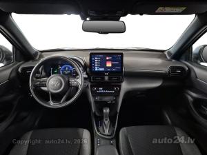 Серый Тойота Yaris Cross 2025 в Таллин, объемом двигателя 1.50 л и пробегом 17 тыс. км за 24990 €, фото 9 на AUTOMOTO.COM.LV