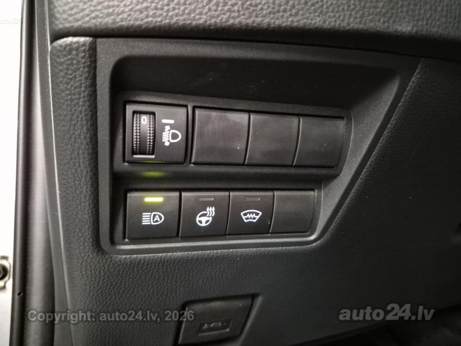 Серый Тойота Yaris Cross 2025 в Таллин, объемом двигателя 1.50 л и пробегом 17 тыс. км за 24990 €, фото 17 на AUTOMOTO.COM.LV