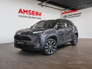 Серый Тойота Yaris Cross 2025 в Таллин, объемом двигателя 1.50 л и пробегом 29 тыс. км за 24990 €, фото  на AUTOMOTO.COM.LV