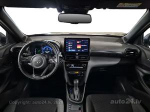 Серый Тойота Yaris Cross 2025 в Таллин, объемом двигателя 1.50 л и пробегом 29 тыс. км за 24990 €, фото 9 на AUTOMOTO.COM.LV