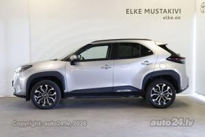 Pelēks Toyota Yaris Cross 2025 Tallina, ar dzinēja tilpumu 1.49 L un nobraukumu 31 tūkst. km par 24500 €, foto 4 vietnē AUTOMOTO.COM.LV