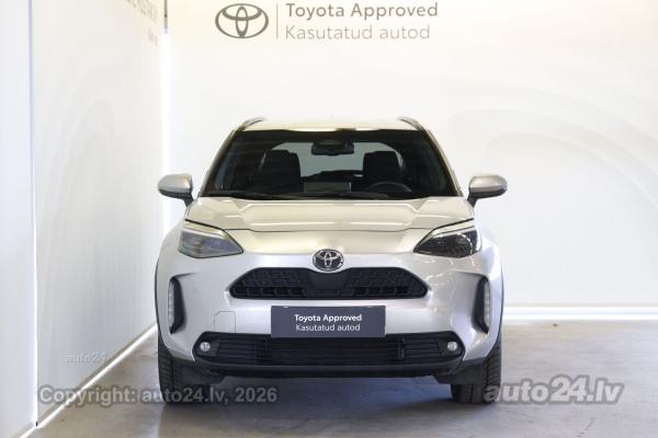 Toyota Yaris Cross 2025 Tallina vietnē Pelēks Toyota Yaris Cross 2025 Tallina, ar dzinēja tilpumu 1.49 L un nobraukumu 31 tūkst. km par 24500 €, foto 6 vietnē AUTOMOTO.COM.LV