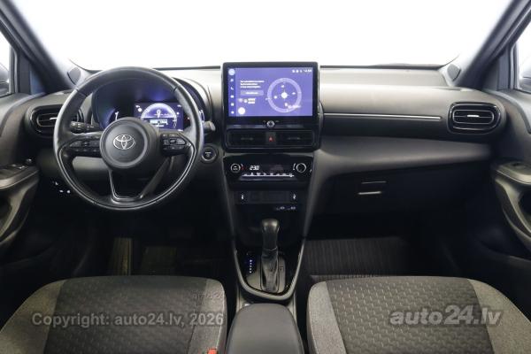 Toyota Yaris Cross 2025 Tallina vietnē Pelēks Toyota Yaris Cross 2025 Tallina, ar dzinēja tilpumu 1.49 L un nobraukumu 31 tūkst. km par 24500 €, foto 9 vietnē AUTOMOTO.COM.LV