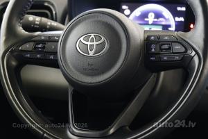 Серый Тойота Yaris Cross 2025 в Таллин, объемом двигателя 1.49 л и пробегом 29 тыс. км за 24700 €, фото 13 на AUTOMOTO.COM.LV