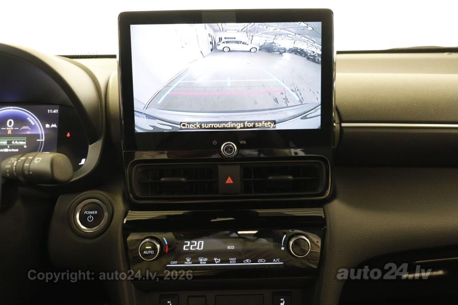 Серый Тойота Yaris Cross 2025 в Таллин, объемом двигателя 1.49 л и пробегом 29 тыс. км за 24700 €, фото 15 на AUTOMOTO.COM.LV