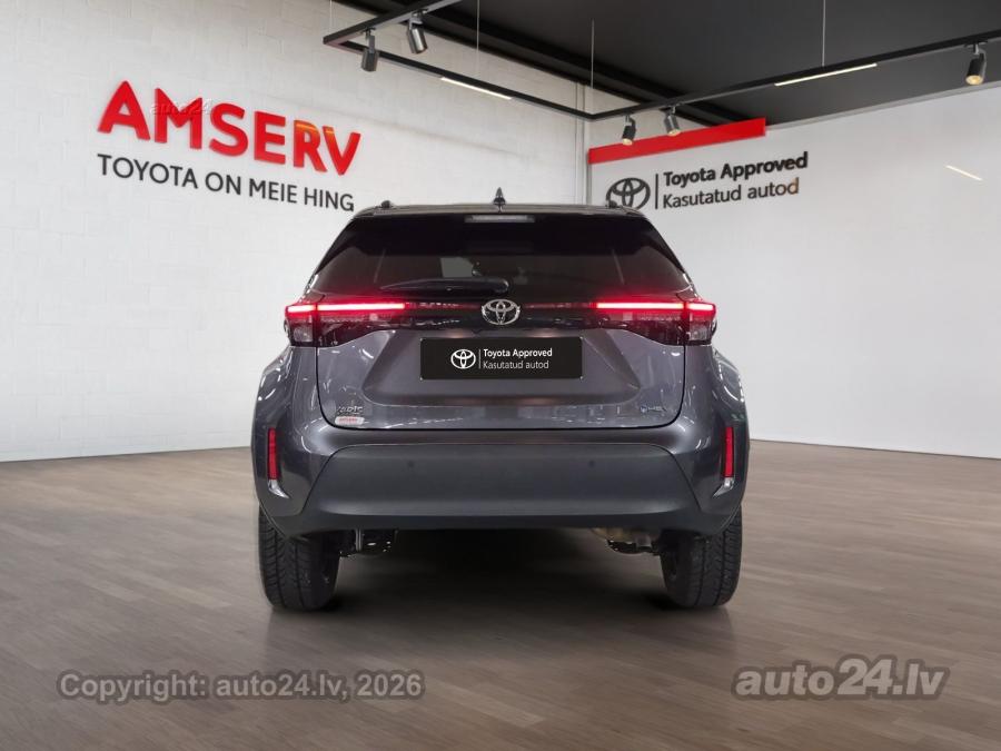 Серый Тойота Yaris Cross 2025 в Таллин, объемом двигателя 1.50 л и пробегом 29 тыс. км за 24490 €, фото 5 на AUTOMOTO.COM.LV