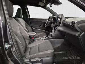 Серый Тойота Yaris Cross 2025 в Таллин, объемом двигателя 1.50 л и пробегом 29 тыс. км за 24490 €, фото 7 на AUTOMOTO.COM.LV