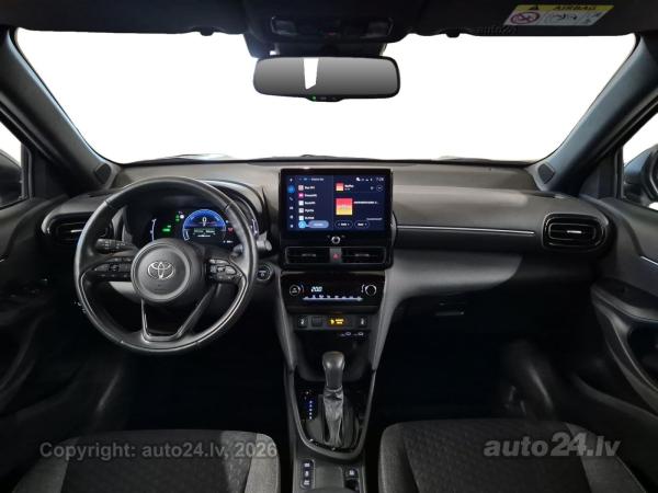 Pelēks Toyota Yaris Cross 2025 Tallina, ar dzinēja tilpumu 1.50 L un nobraukumu 29 tūkst. km par 24490 €, foto 9 vietnē AUTOMOTO.COM.LV