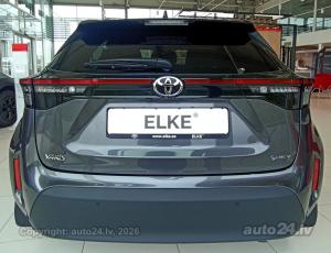 Grey Toyota Yaris Cross 2026 in Narva, with an engine capacity of 1.50 L and mileage of 0 thousand km for 27500 €, photo 5 on AUTOMOTO.COM.LV