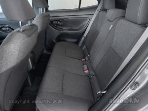 Серый Тойота Yaris Cross 2026 в Таллин, объемом двигателя 1.50 л и пробегом 12 тыс. км за 25990 €, фото 10 на AUTOMOTO.COM.LV