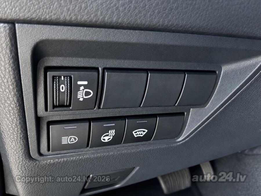 Серый Тойота Yaris Cross 2026 в Таллин, объемом двигателя 1.50 л и пробегом 12 тыс. км за 25990 €, фото 18 на AUTOMOTO.COM.LV