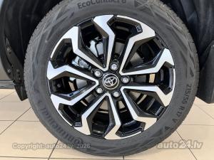 Серый Тойота Yaris Cross 2026 в Таллин, объемом двигателя 1.50 л и пробегом 12 тыс. км за 25990 €, фото 19 на AUTOMOTO.COM.LV