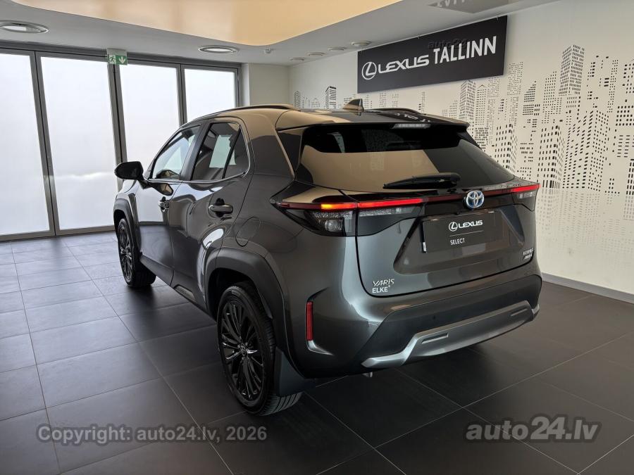 Серый Тойота Yaris Cross 2023 в Таллин, объемом двигателя 1.50 л и пробегом 39 тыс. км за 23900 €, фото 3 на AUTOMOTO.COM.LV