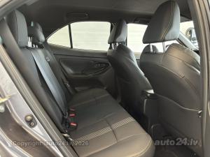 Серый Тойота Yaris Cross 2023 в Таллин, объемом двигателя 1.50 л и пробегом 39 тыс. км за 23900 €, фото 10 на AUTOMOTO.COM.LV