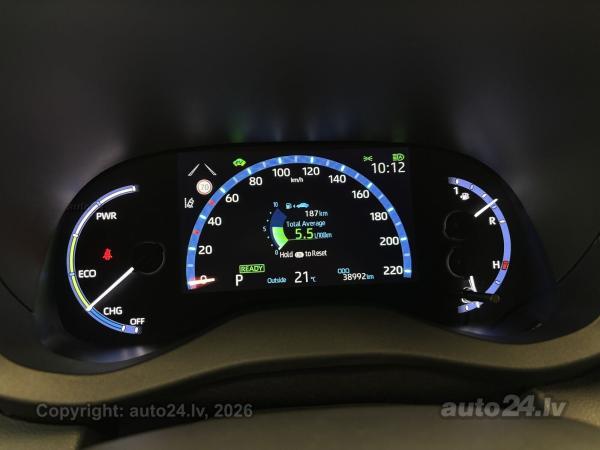 Серый Тойота Yaris Cross 2023 в Таллин, объемом двигателя 1.50 л и пробегом 39 тыс. км за 23900 €, фото 10 на AUTOMOTO.COM.LV