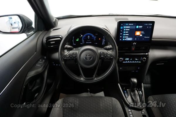 Pelēks Toyota Yaris Cross 2024 Tartu, ar dzinēja tilpumu 1.50 L un nobraukumu 19 tūkst. km par 24490 €, foto 9 vietnē AUTOMOTO.COM.LV