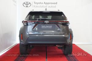 Серый Тойота Yaris Cross 2024 в Тарту, объемом двигателя 1.50 л и пробегом 20 тыс. км за 24490 €, фото 5 на AUTOMOTO.COM.LV