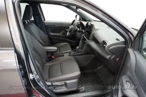 Серый Тойота Yaris Cross 2024 в Тарту, объемом двигателя 1.50 л и пробегом 20 тыс. км за 24490 €, фото 7 на AUTOMOTO.COM.LV