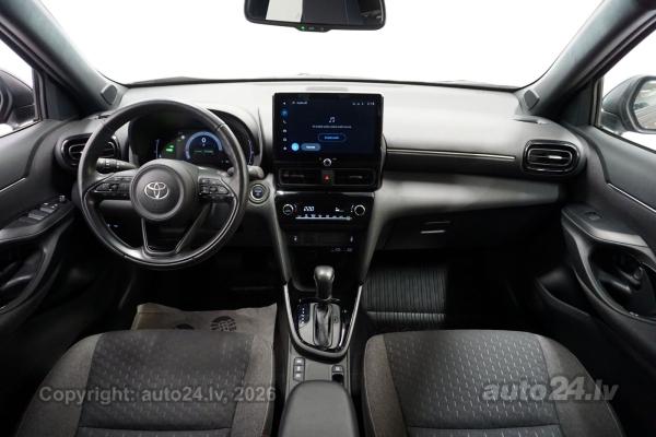 Серый Тойота Yaris Cross 2024 в Тарту, объемом двигателя 1.50 л и пробегом 20 тыс. км за 24490 €, фото 8 на AUTOMOTO.COM.LV