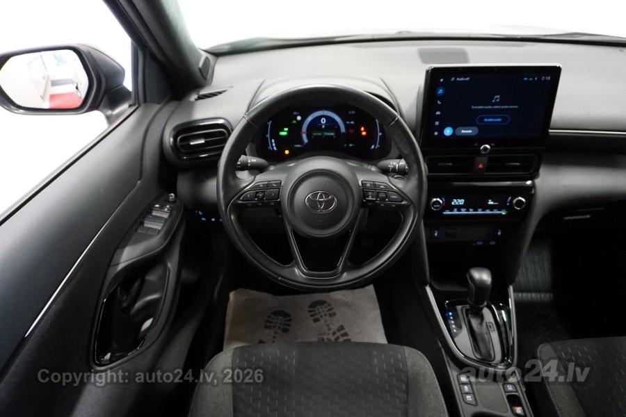 Серый Тойота Yaris Cross 2024 в Тарту, объемом двигателя 1.50 л и пробегом 20 тыс. км за 24490 €, фото 10 на AUTOMOTO.COM.LV