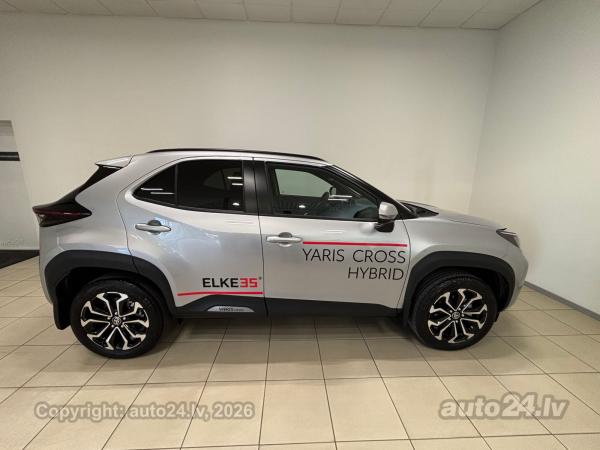 Серый Тойота Yaris Cross 2025 в Курессааре, объемом двигателя 1.50 л и пробегом 600 тыс. км за 25900 €, фото 5 на AUTOMOTO.COM.LV