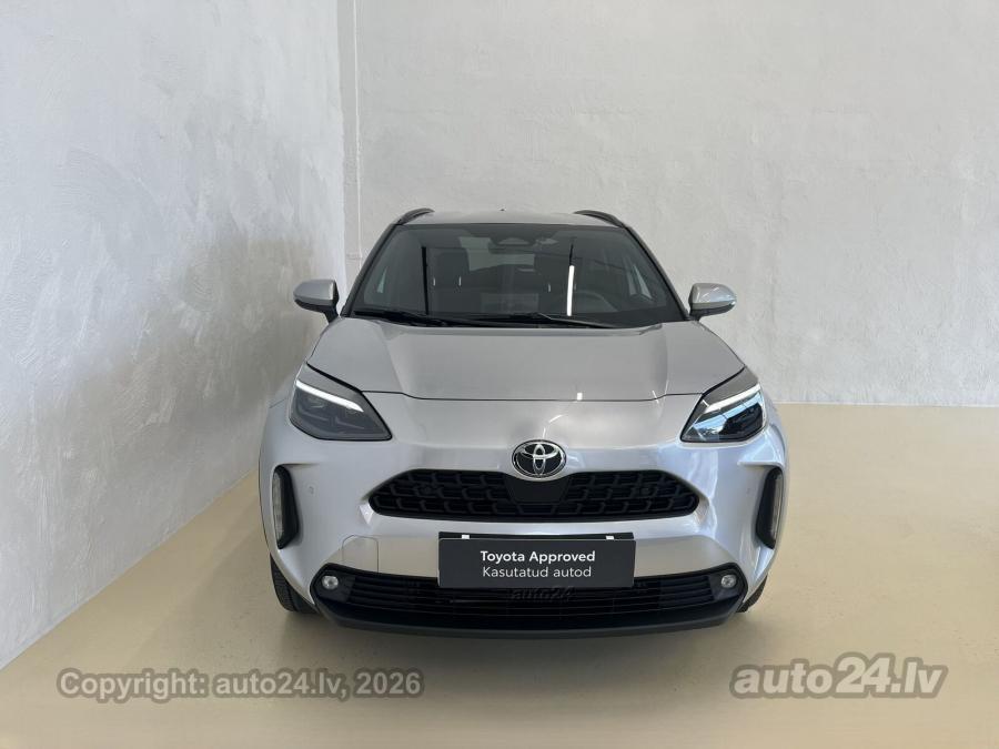 Серый Тойота Yaris Cross 2026 в Раквере, объемом двигателя 1.49 л и пробегом 1 тыс. км за 28990 €, фото 5 на AUTOMOTO.COM.LV