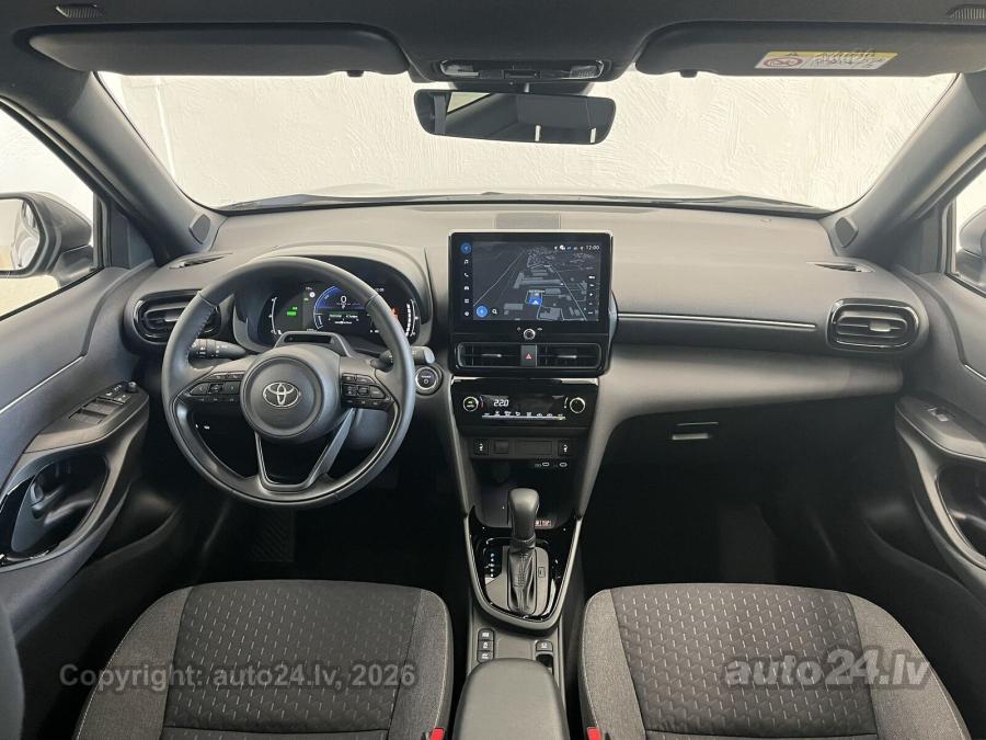 Серый Тойота Yaris Cross 2026 в Раквере, объемом двигателя 1.49 л и пробегом 1 тыс. км за 28990 €, фото 8 на AUTOMOTO.COM.LV