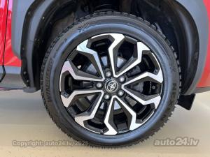 Toyota Yaris Cross 2021 in Rakvere, with an engine capacity of 1.49 L and mileage of 89 thousand km for 20990 €, photo 18 on AUTOMOTO.COM.LV
