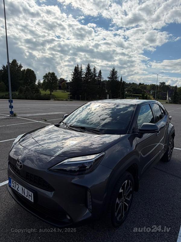 Toyota Yaris Cross 2021 in Tallinn, with an engine capacity of 1.50 L and mileage of 109 thousand km for 15900 €, photo 1 on AUTOMOTO.COM.LV
