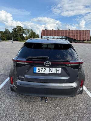 Toyota Yaris Cross 2021 in Tallinn, with an engine capacity of 1.50 L and mileage of 109 thousand km for 15900 €, photo 3 on AUTOMOTO.COM.LV