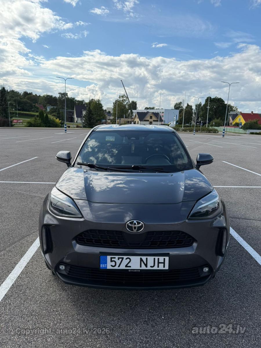 Toyota Yaris Cross 2021 in Tallinn, with an engine capacity of 1.50 L and mileage of 109 thousand km for 15900 €, photo 4 on AUTOMOTO.COM.LV
