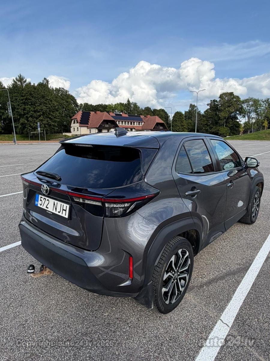 Toyota Yaris Cross 2021 in Tallinn, with an engine capacity of 1.50 L and mileage of 109 thousand km for 15900 €, photo 6 on AUTOMOTO.COM.LV