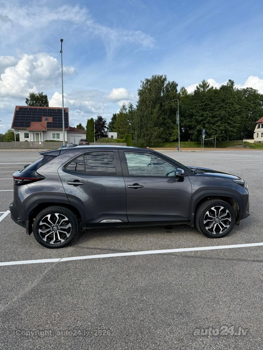 Toyota Yaris Cross 2021 in Tallinn, with an engine capacity of 1.50 L and mileage of 109 thousand km for 15900 €, photo 15 on AUTOMOTO.COM.LV