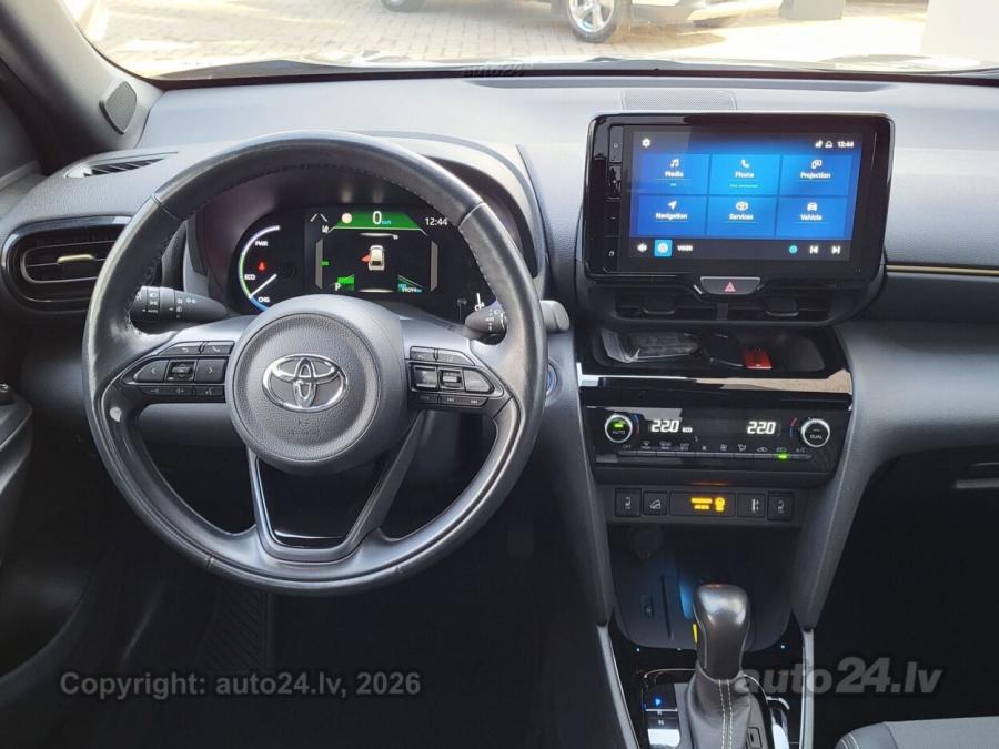 Toyota Yaris Cross 2022 Tallina, ar dzinēja tilpumu 1.49 L un nobraukumu 99 tūkst. km par 24495 €, foto 9 vietnē AUTOMOTO.COM.LV