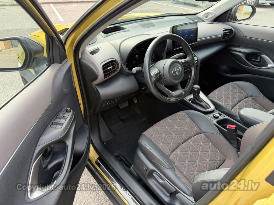 Toyota Yaris Cross 2022 in Parnu, with an engine capacity of 1.50 L and mileage of 56 thousand km for 24900 €, photo 10 on AUTOMOTO.COM.LV