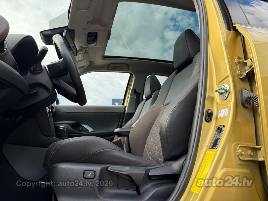 Toyota Yaris Cross 2022 in Parnu, with an engine capacity of 1.50 L and mileage of 56 thousand km for 24900 €, photo 13 on AUTOMOTO.COM.LV