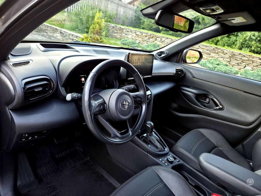 Тойота Yaris Cross 2022 в Кедайняй, объемом двигателя 1.49 л и пробегом 34 тыс. км за 24800 €, фото 24 на AUTOMOTO.COM.LV