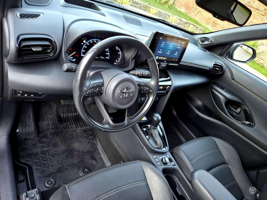 Тойота Yaris Cross 2022 в Кедайняй, объемом двигателя 1.49 л и пробегом 34 тыс. км за 24800 €, фото 34 на AUTOMOTO.COM.LV