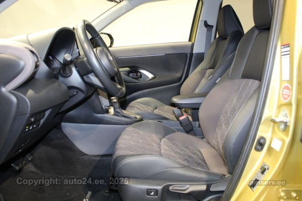 Тойота Yaris Cross 2023 в Таллин, объемом двигателя 1.50 л и пробегом 23 тыс. км за 24990 €, фото 11 на AUTOMOTO.COM.LV