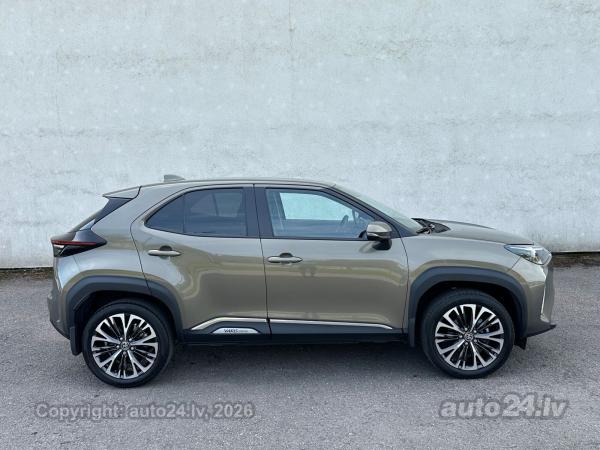 Тойота Yaris Cross 2023 в Таллин, объемом двигателя 1.50 л и пробегом 39 тыс. км за 22900 €, фото 2 на AUTOMOTO.COM.LV